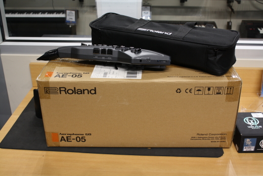 Gear Hunter | Roland - AE-05